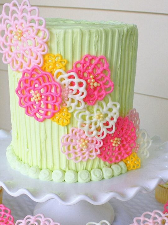 Elegant Chocolate Flowers for Cakes - My Cake School