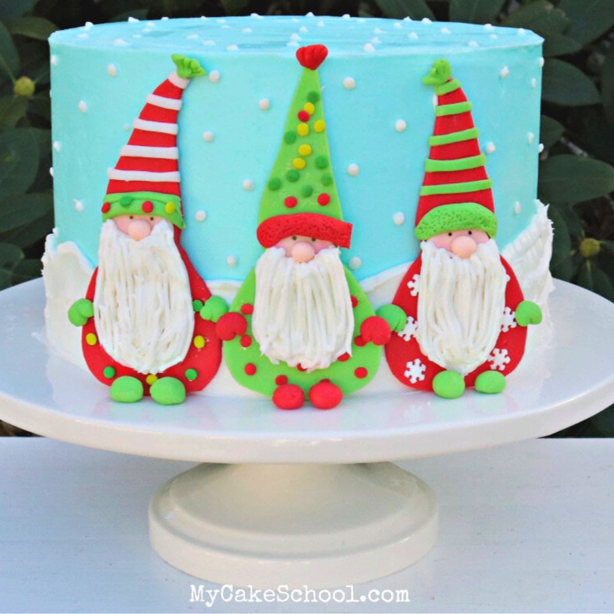 Winter Gnomes Cake - My Cake School