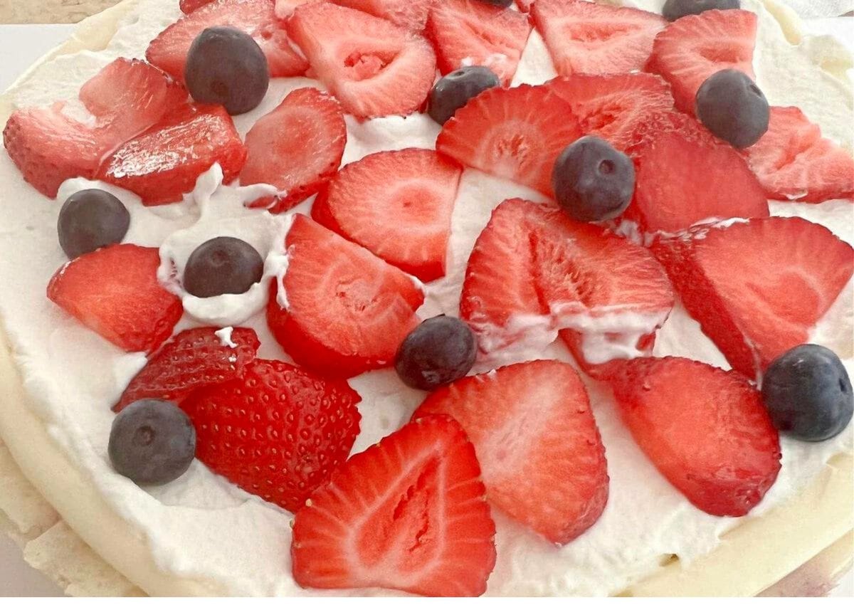 Berry Cheesecake Cake - My Cake School