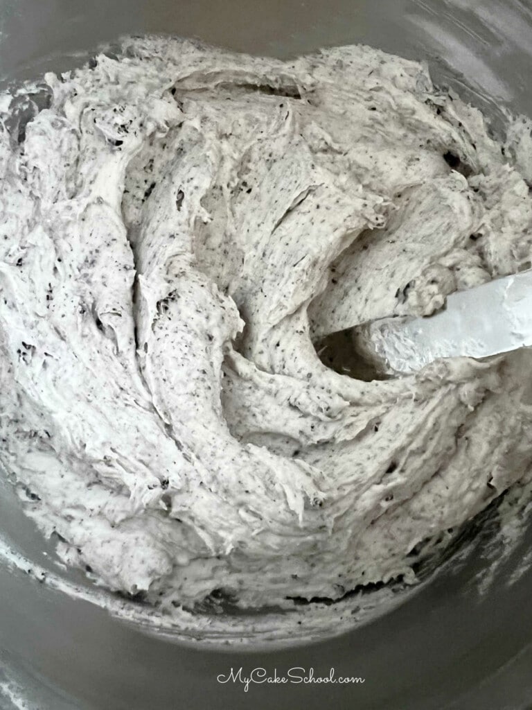 Oreo Cupcakes (Doctored Cake Mix) - My Cake School